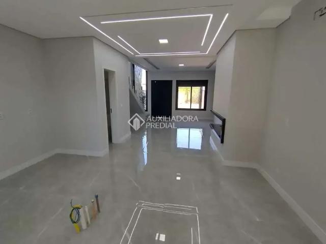 Casa / Sobrado para Venda em Canoas/RS Estância Velha 3 Quartos