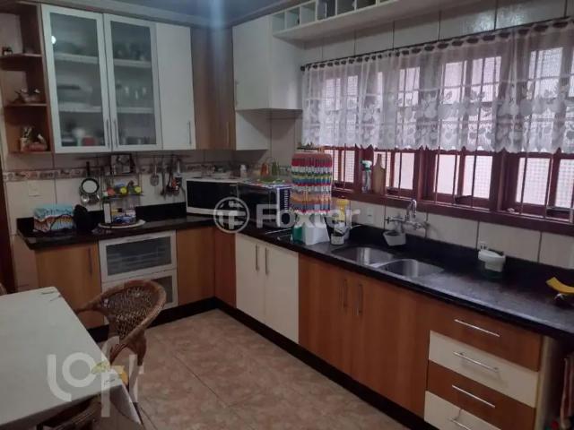 Casa / Sobrado para Venda em Canoas/RS Estância Velha 3 Quartos