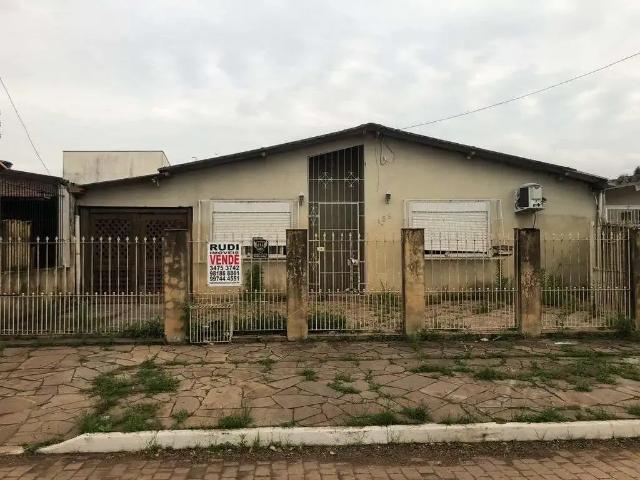 Casa / Sobrado para Venda em Canoas/RS Fátima 4 Quartos