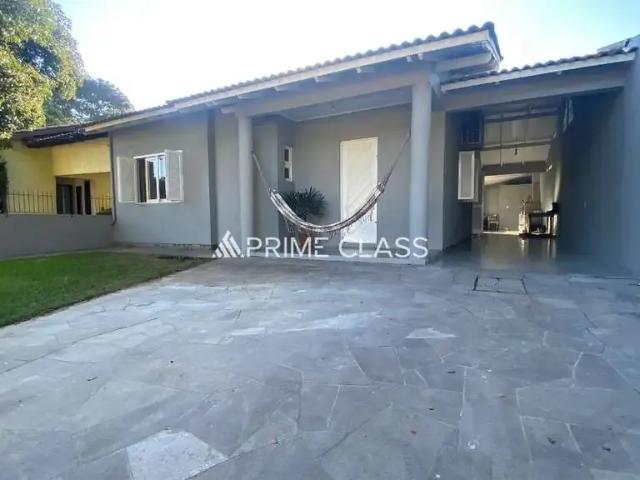 Casa / Sobrado para Venda em Canoas/RS Fátima 5 Quartos