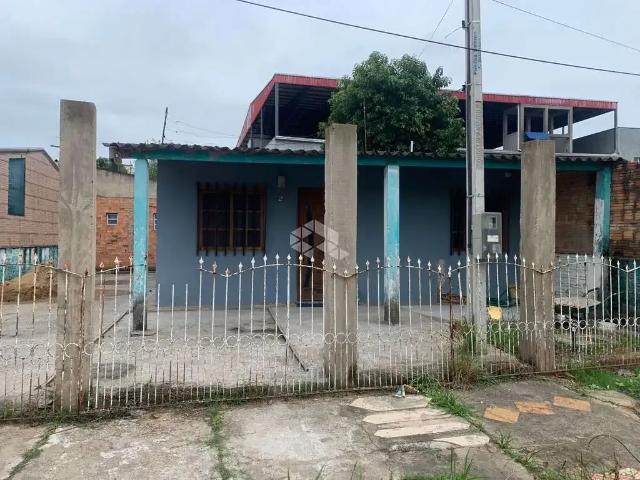 Casa / Sobrado para Venda em Canoas/RS Guajuviras 2 Quartos
