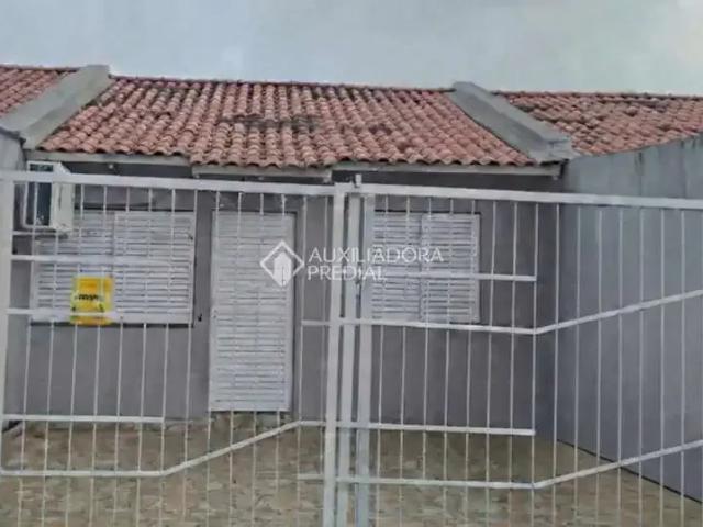 Casa / Sobrado para Venda em Canoas/RS Guajuviras 2 Quartos