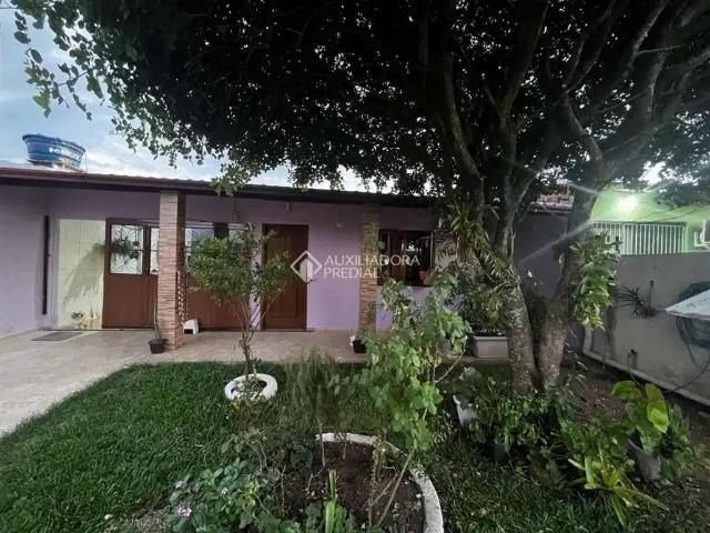 Casa / Sobrado para Venda em Canoas/RS Guajuviras 2 Quartos