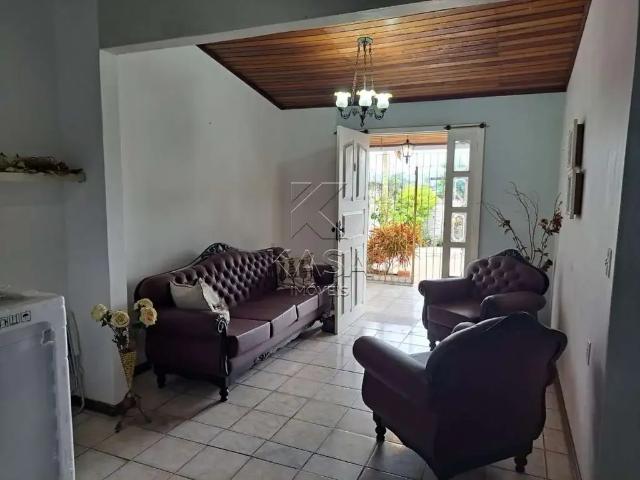Casa / Sobrado para Venda em Canoas/RS Guajuviras 2 Quartos