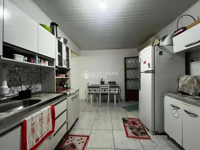 Casa / Sobrado para Venda em Canoas/RS Guajuviras 3 Quartos