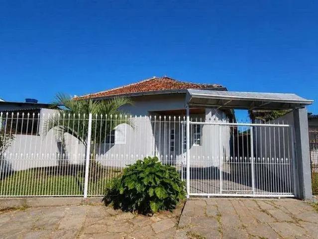 Casa / Sobrado para Venda em Canoas/RS Guajuviras 4 Quartos