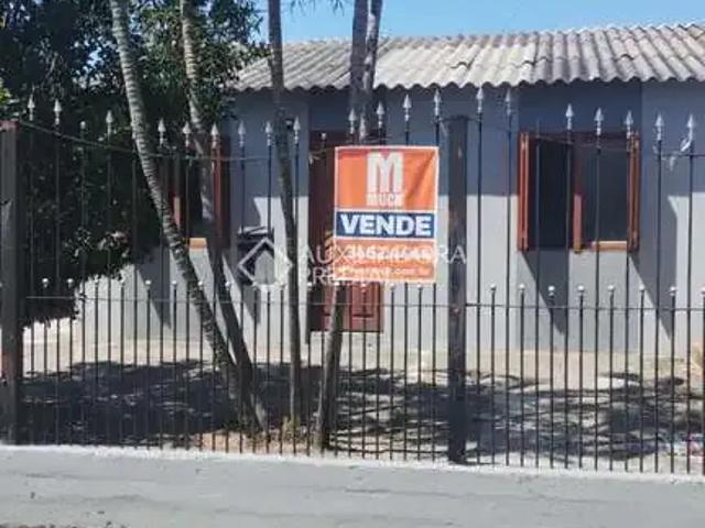 Casa / Sobrado para Venda em Canoas/RS Guajuviras 4 Quartos