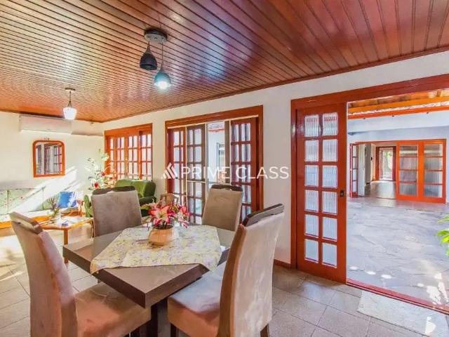 Casa / Sobrado para Venda em Canoas/RS Harmonia 4 Quartos