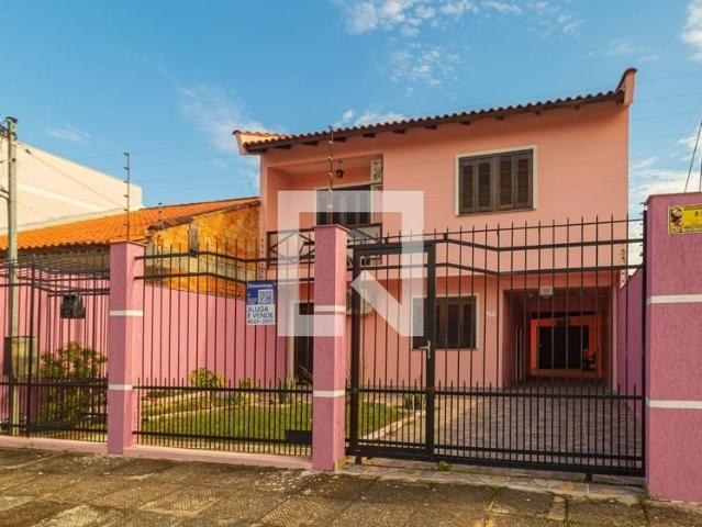 Casa / Sobrado para Venda em Canoas/RS Harmonia 4 Quartos