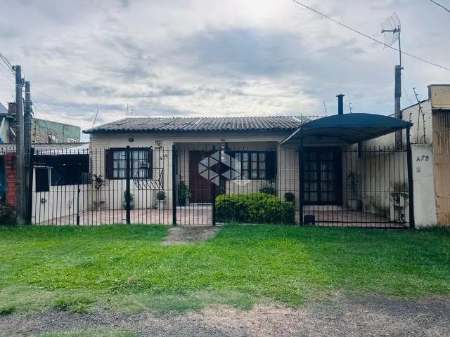 Casa / Sobrado para Venda em Canoas/RS Harmonia 2 Quartos