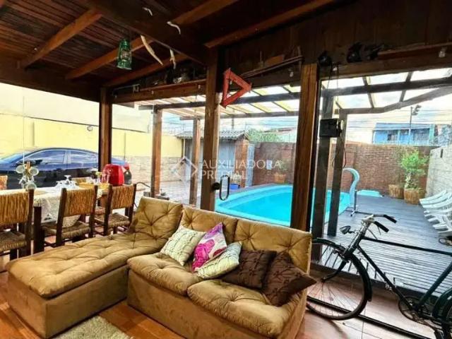 Casa / Sobrado para Venda em Canoas/RS Harmonia 3 Quartos