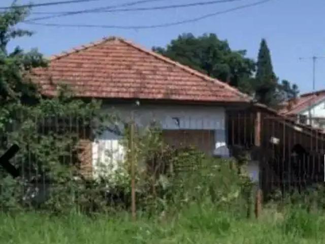 Casa / Sobrado para Venda em Canoas/RS Igara 4 Quartos