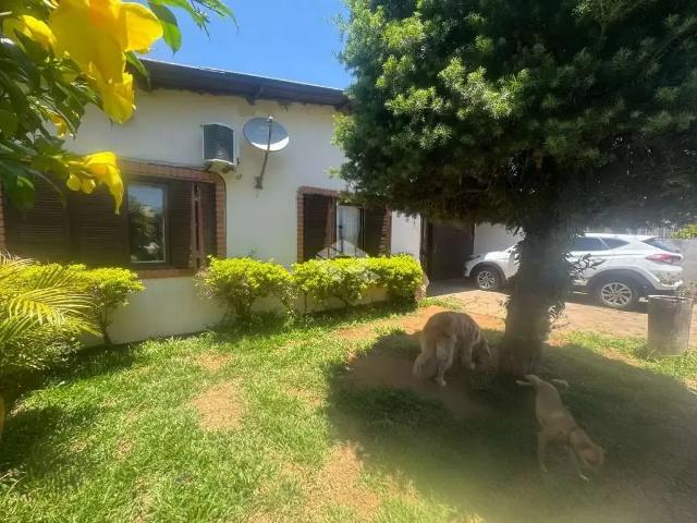 Casa / Sobrado para Venda em Canoas/RS Igara 5 Quartos