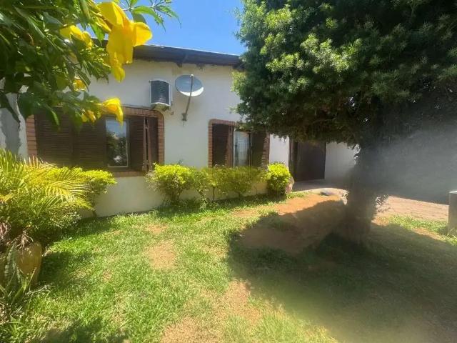 Casa / Sobrado para Venda em Canoas/RS Igara 5 Quartos