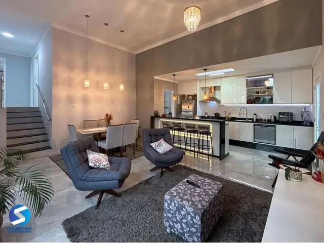Casa / Sobrado para Venda em Canoas/RS Igara 5 Quartos