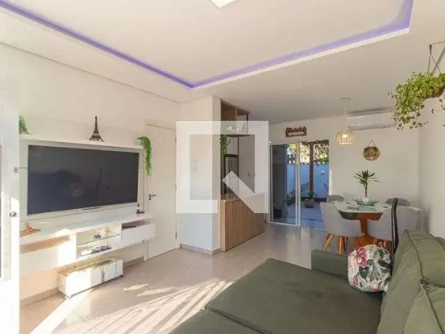 Casa / Sobrado para Venda em Canoas/RS Igara 2 Quartos