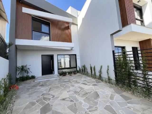 Casa / Sobrado para Venda em Canoas/RS Igara 2 Quartos