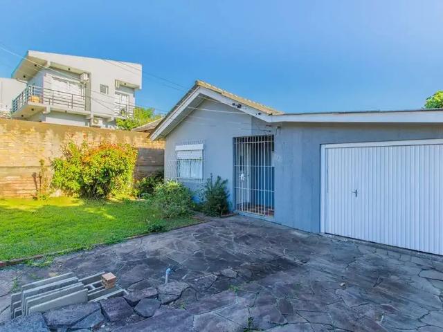 Casa / Sobrado para Venda em Canoas/RS Igara 2 Quartos