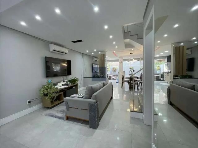 Casa / Sobrado para Venda em Canoas/RS Igara 3 Quartos