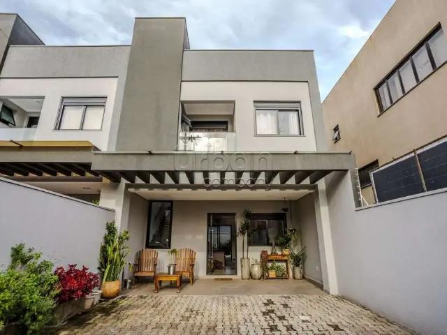 Casa / Sobrado para Venda em Canoas/RS Igara 3 Quartos