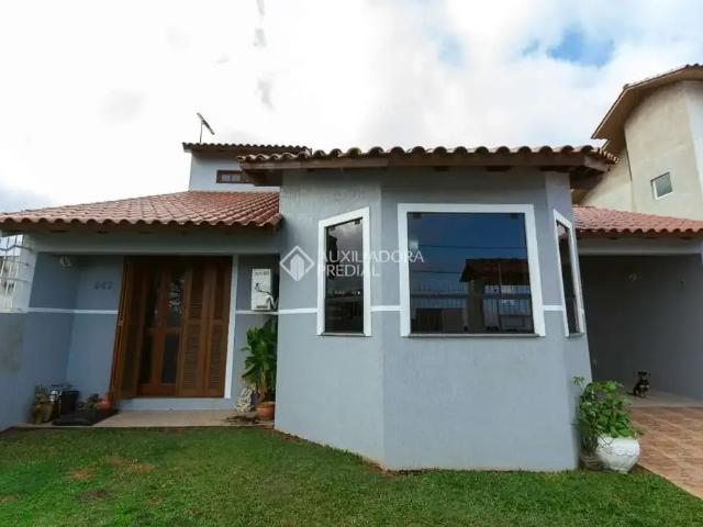 Casa / Sobrado para Venda em Canoas/RS Igara 3 Quartos