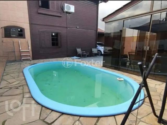 Casa / Sobrado para Venda em Canoas/RS Igara 3 Quartos