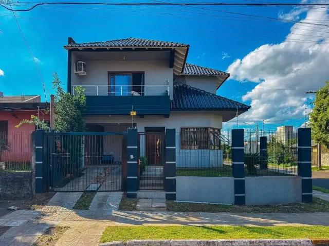 Casa / Sobrado para Venda em Canoas/RS Igara 3 Quartos