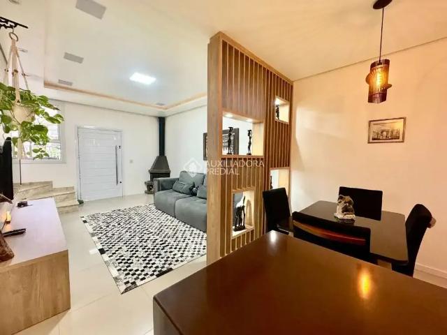 Casa / Sobrado para Venda em Canoas/RS Igara 3 Quartos