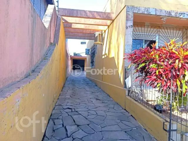 Casa / Sobrado para Venda em Canoas/RS Igara 3 Quartos