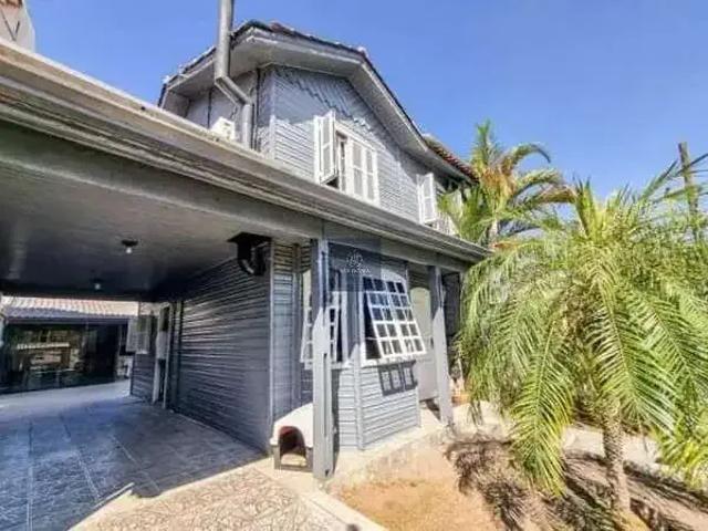 Casa / Sobrado para Venda em Canoas/RS Igara 3 Quartos
