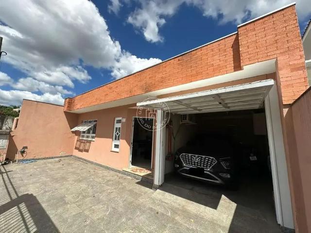 Casa / Sobrado para Venda em Canoas/RS Igara 3 Quartos