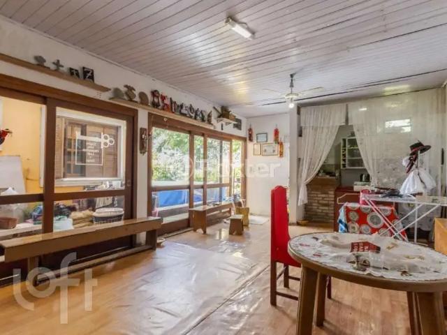 Casa / Sobrado para Venda em Canoas/RS Igara 3 Quartos