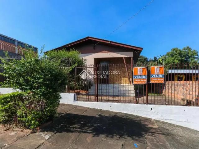 Casa / Sobrado para Venda em Canoas/RS Igara 3 Quartos