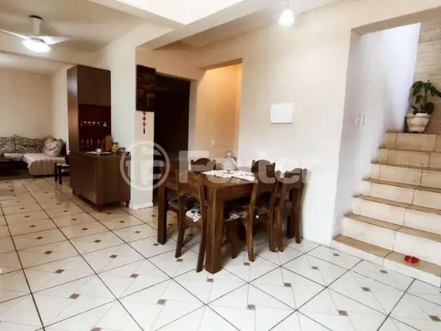 Casa / Sobrado para Venda em Canoas/RS Igara 3 Quartos