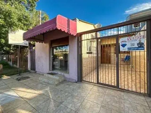 Casa / Sobrado para Venda em Canoas/RS Igara 3 Quartos