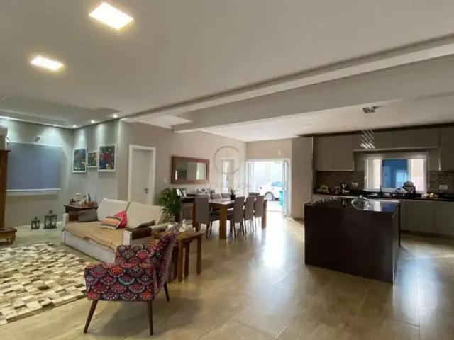Casa / Sobrado para Venda em Canoas/RS Igara 3 Quartos