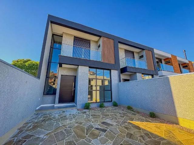 Casa / Sobrado para Venda em Canoas/RS Igara 3 Quartos