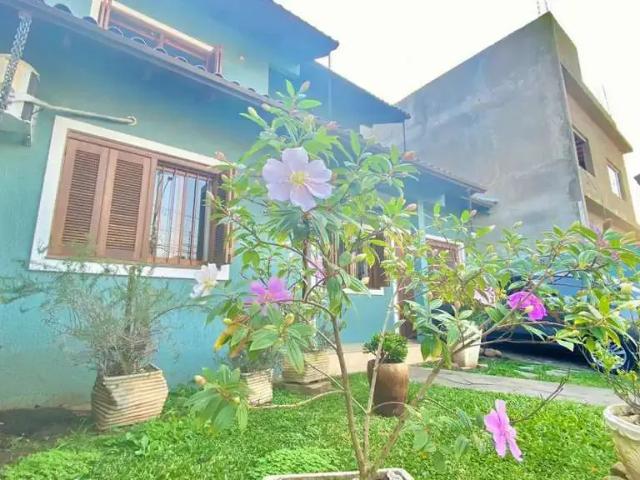 Casa / Sobrado para Venda em Canoas/RS Igara 3 Quartos