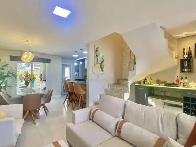 Casa / Sobrado para Venda em Canoas/RS Igara 3 Quartos
