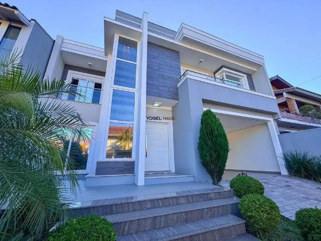 Casa / Sobrado para Venda em Canoas/RS Jardim do Lago 4 Quartos