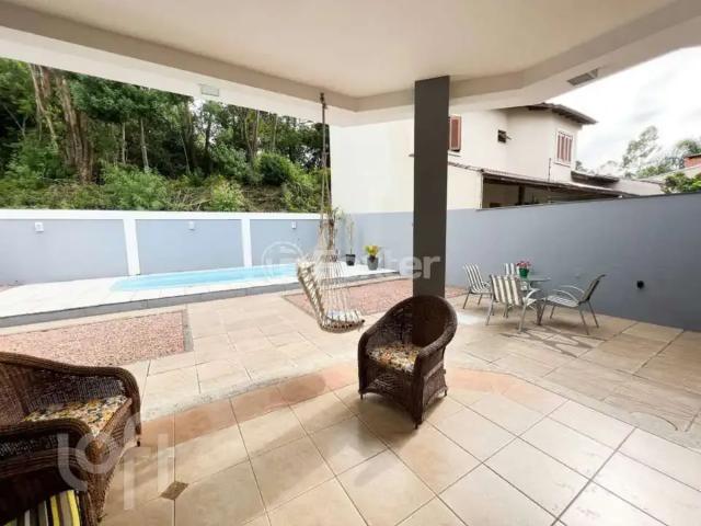 Casa / Sobrado para Venda em Canoas/RS Marechal Rondon 4 Quartos