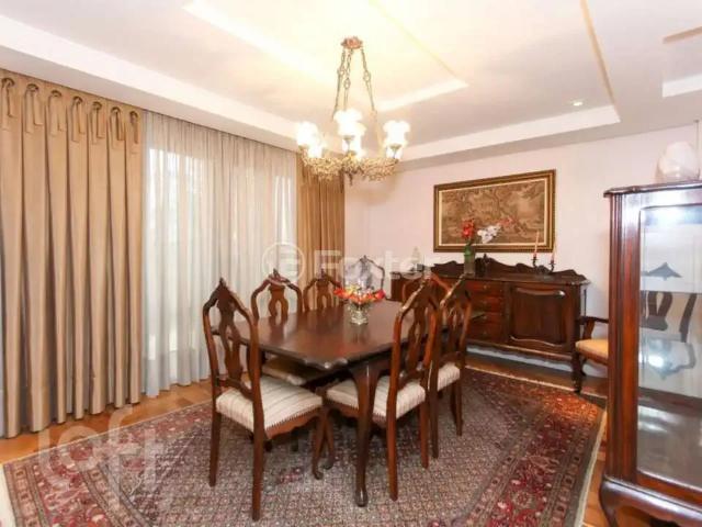 Casa / Sobrado para Venda em Canoas/RS Marechal Rondon 4 Quartos