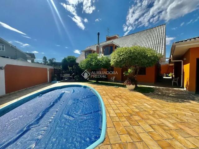 Casa / Sobrado para Venda em Canoas/RS Marechal Rondon 5 Quartos