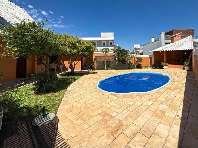 Casa / Sobrado para Venda em Canoas/RS Marechal Rondon 6 Quartos