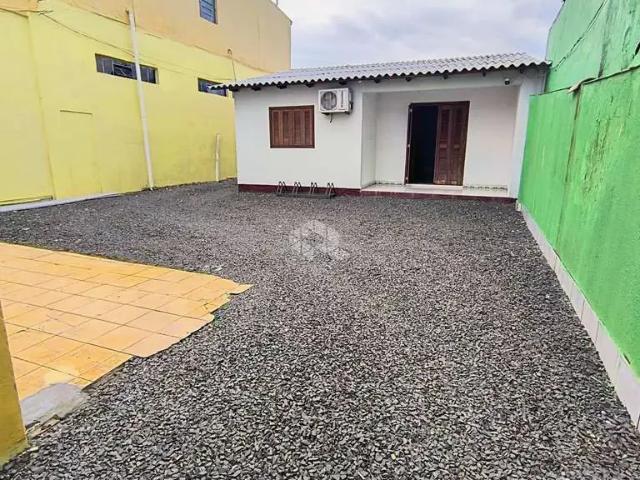 Casa / Sobrado para Venda em Canoas/RS Mathias Velho 2 Quartos
