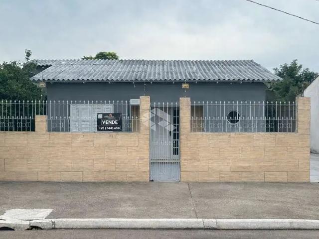 Casa / Sobrado para Venda em Canoas/RS Mathias Velho 4 Quartos