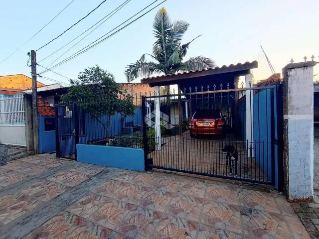 Casa / Sobrado para Venda em Canoas/RS Mato Grande 2 Quartos