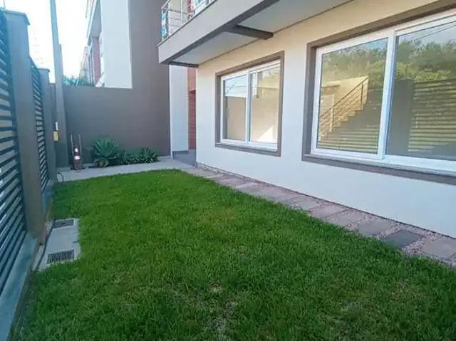 Casa / Sobrado para Venda em Canoas/RS Mont Serrat 3 Quartos