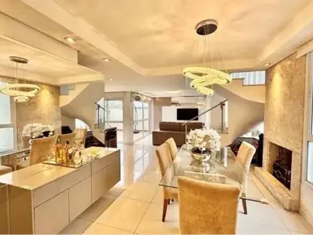 Casa / Sobrado para Venda em Canoas/RS Moinhos De Vento 3 Quartos