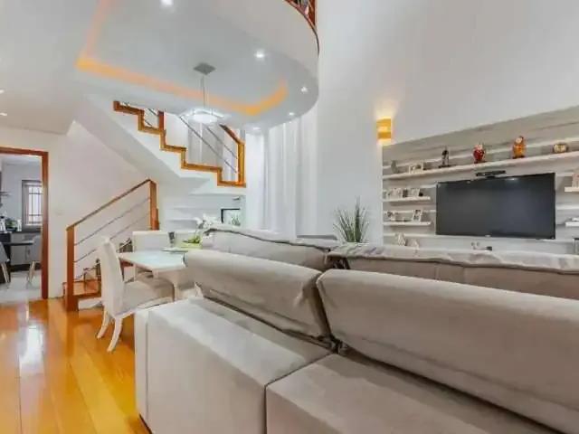 Casa / Sobrado para Venda em Canoas/RS Moinhos De Vento 3 Quartos
